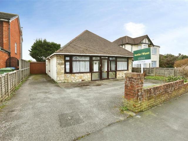 3 bedroom bungalow for sale