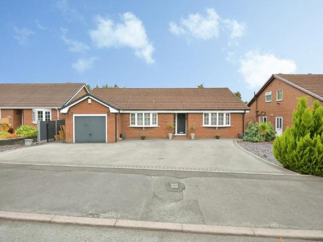 3 bedroom bungalow for sale