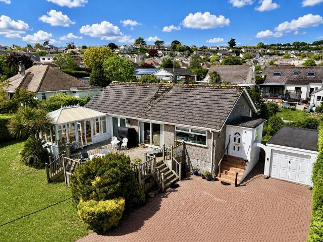 3 bedroom bungalow for sale
