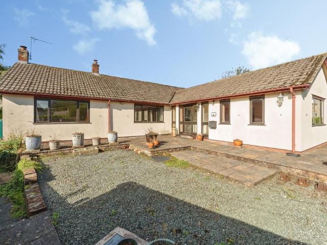 3 bedroom bungalow for sale