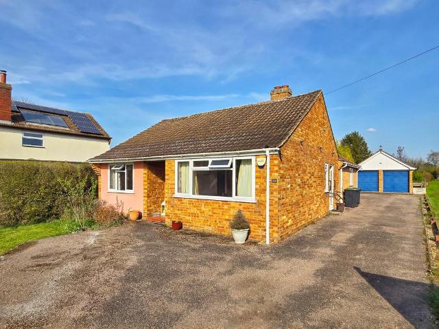 3 bedroom bungalow for sale