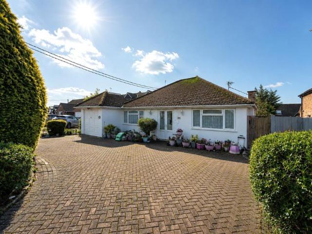 3 bedroom bungalow for sale