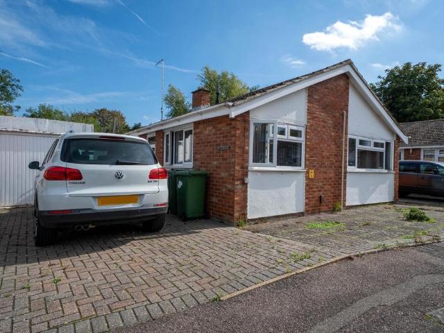3 bedroom bungalow for sale