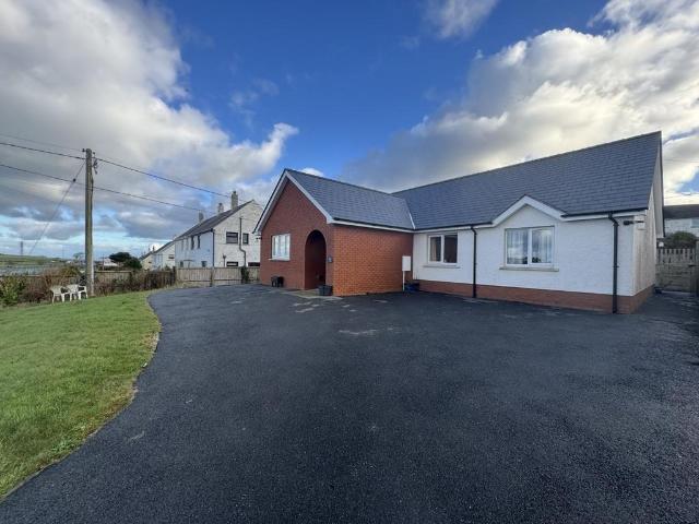 3 bedroom bungalow for sale