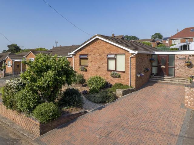 3 bedroom bungalow for sale
