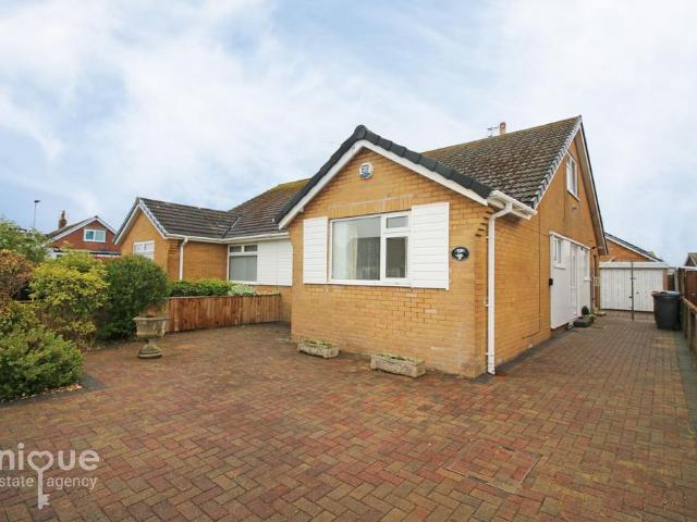 3 bedroom bungalow for sale