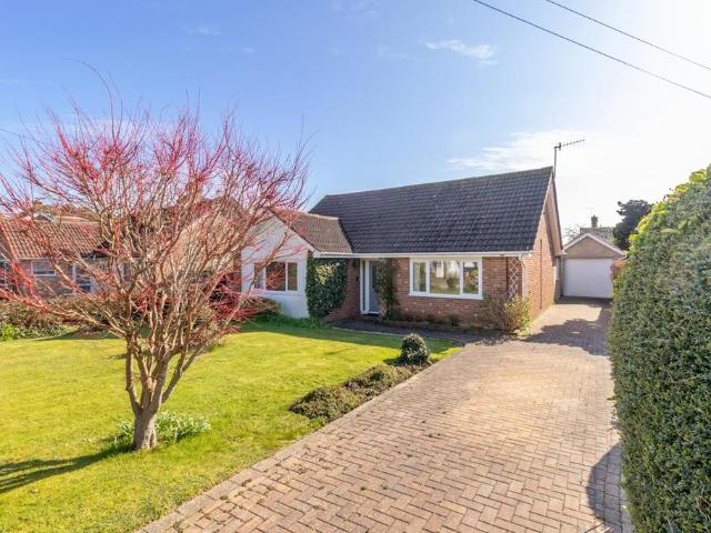 3 bedroom bungalow for sale