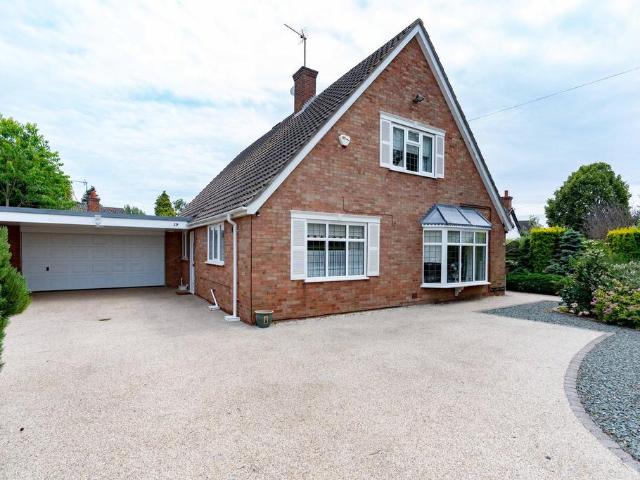 3 bedroom bungalow for sale