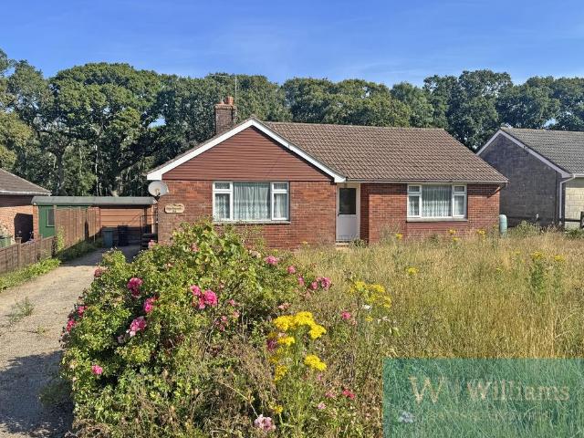 3 bedroom bungalow for sale