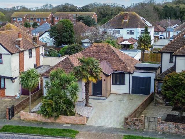 3 bedroom bungalow for sale