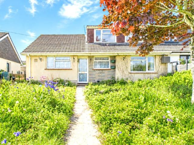 3 bedroom bungalow for sale