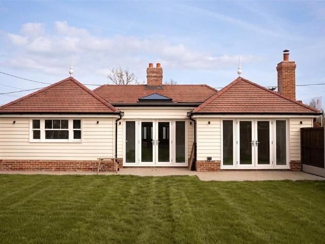3 bedroom bungalow for sale