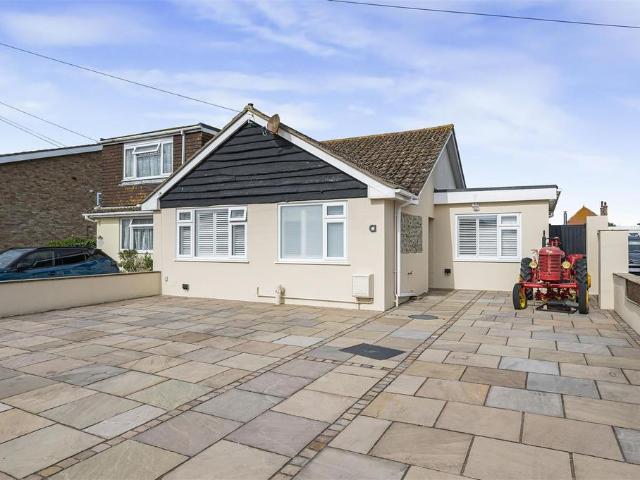 3 bedroom bungalow for sale