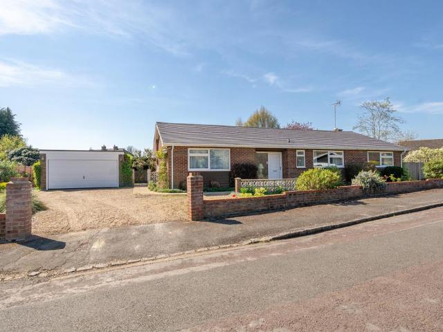 3 bedroom bungalow for sale