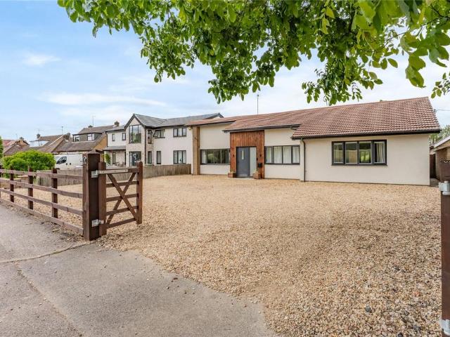 3 bedroom bungalow for sale