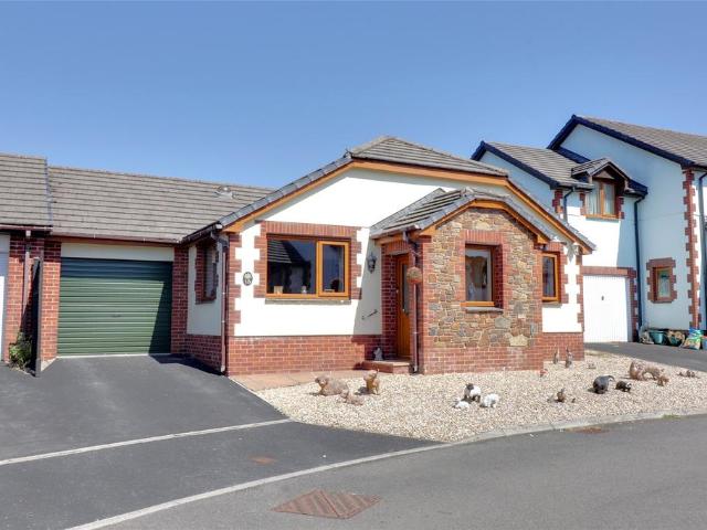 3 bedroom bungalow for sale