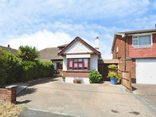 3 bedroom bungalow for sale