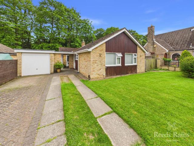 3 bedroom bungalow for sale