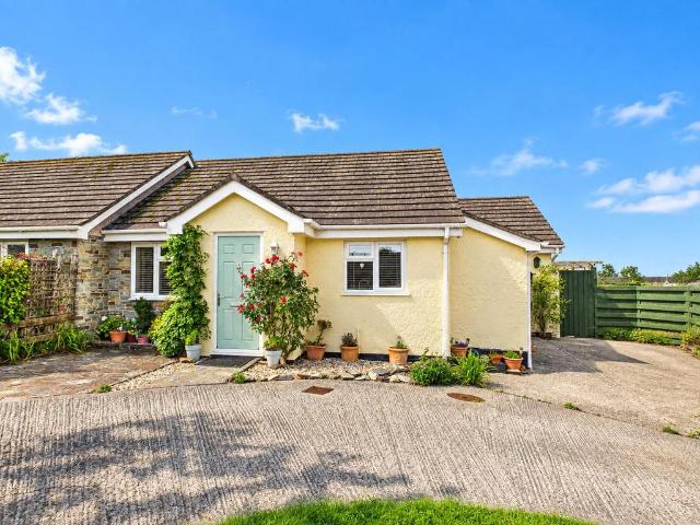 3 bedroom bungalow for sale