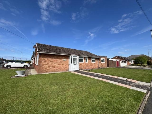 3 bedroom bungalow for sale