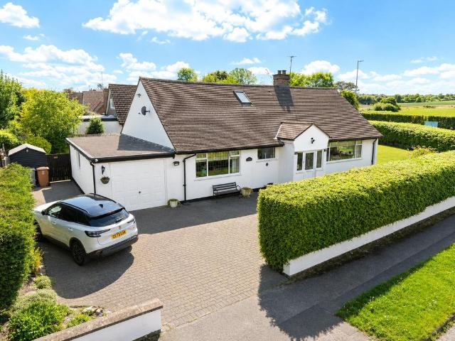 3 bedroom bungalow for sale
