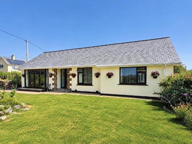 3 bedroom bungalow for sale