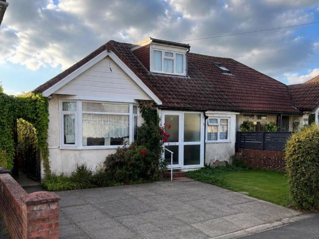 3 bedroom bungalow for sale