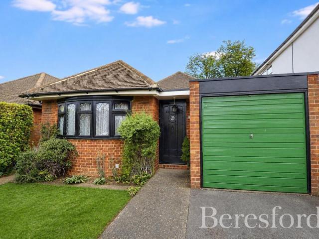 3 bedroom bungalow for sale