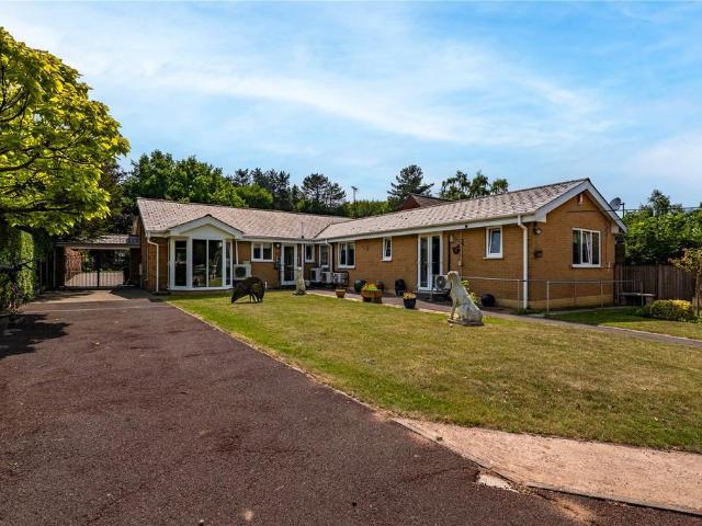 3 bedroom bungalow for sale