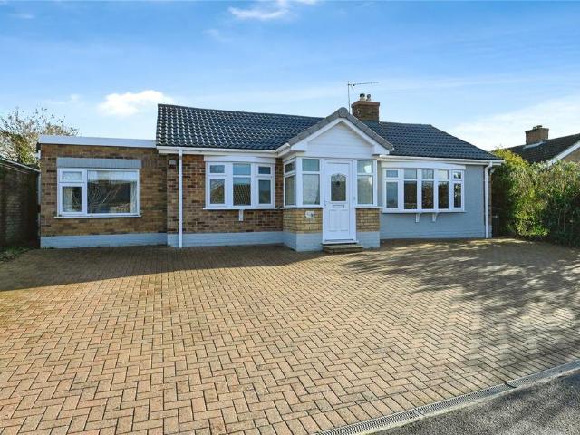 3 bedroom bungalow for sale