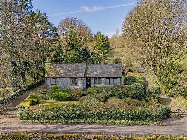 3 bedroom bungalow for sale