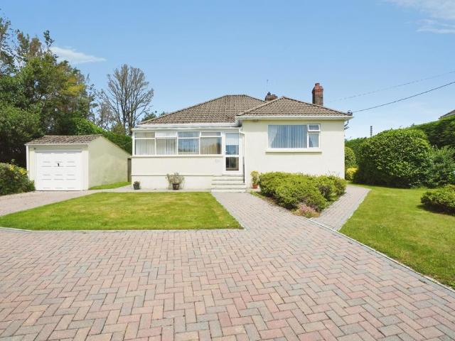 3 bedroom bungalow for sale