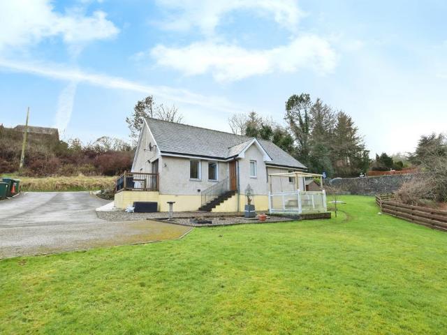 3 bedroom bungalow for sale
