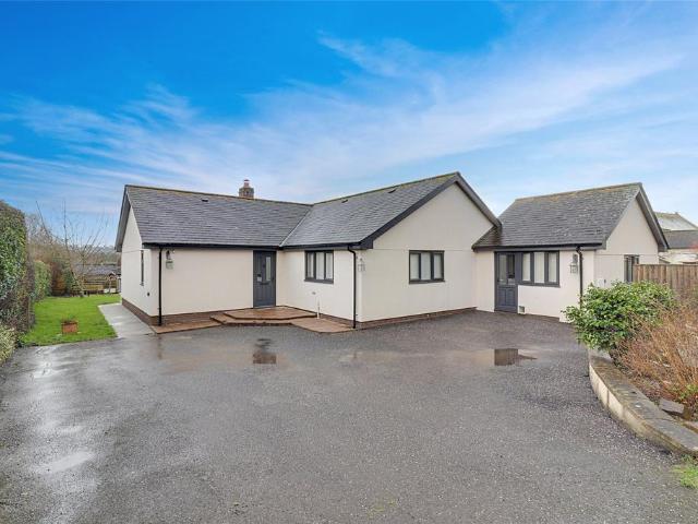 3 bedroom bungalow for sale