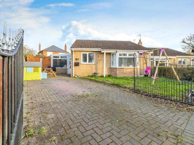3 bedroom bungalow for sale