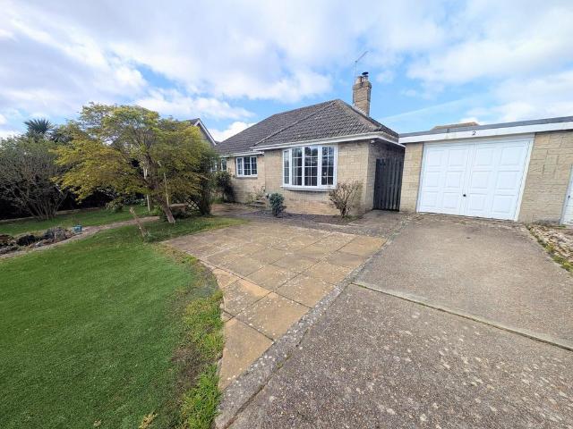 3 bedroom bungalow for sale