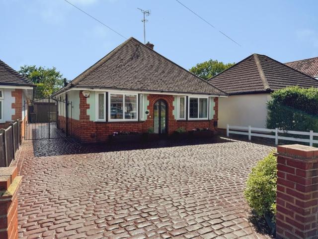 3 bedroom bungalow for sale
