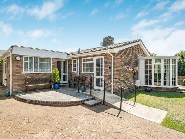 3 bedroom bungalow for sale