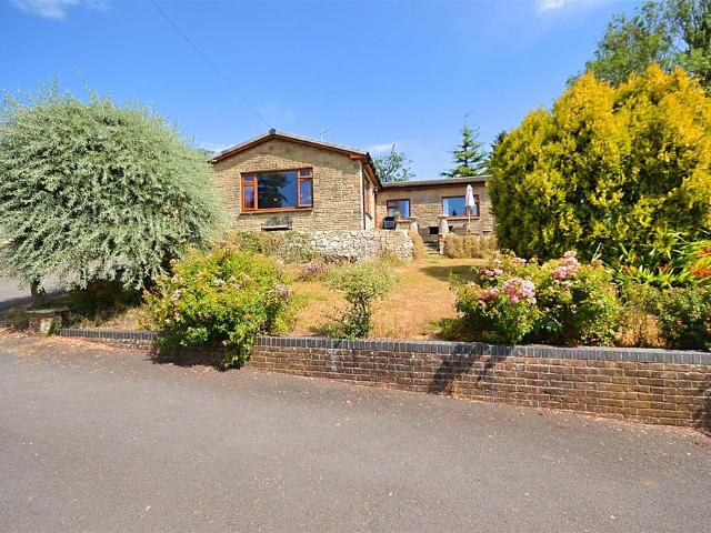 3 bedroom bungalow for sale