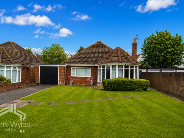 3 bedroom bungalow for sale
