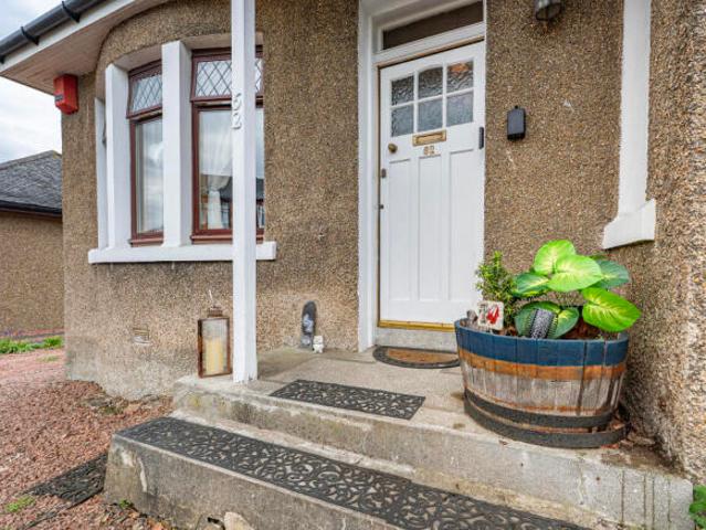 3 bedroom bungalow for sale in 62 Greystone Avenue, Burnside, Glasgow, G73