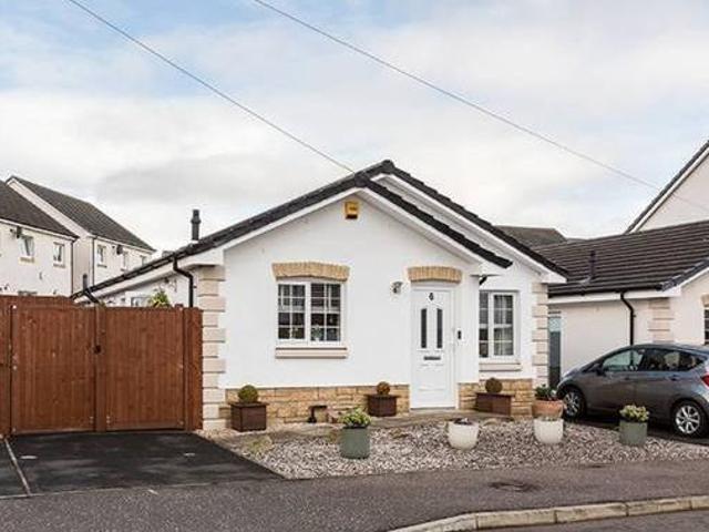 3 bedroom bungalow for sale in 6 Kenneth Court Kennoway Leven KY8 5SP KY8