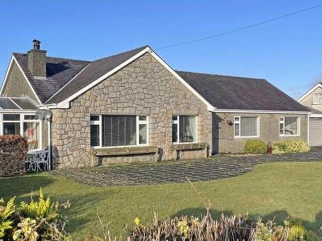 3 Bedroom Bungalow For Sale In Caernarfon, Gwynedd