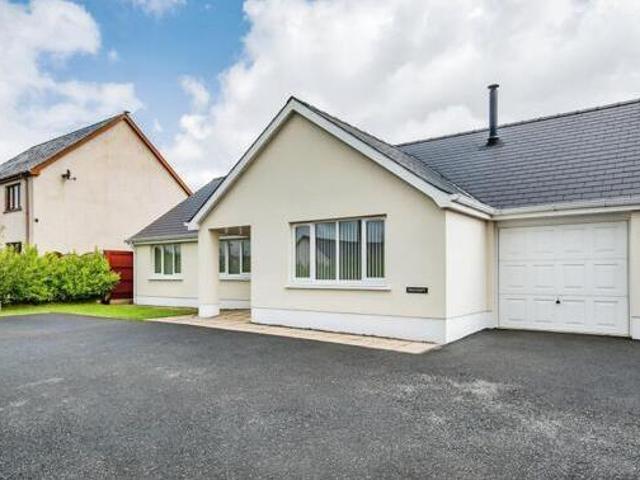 3 Bedroom Bungalow For Sale In Clunderwen