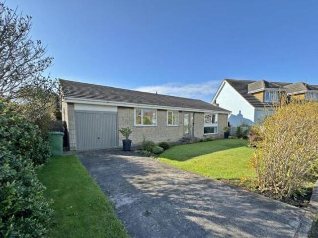 3 Bedroom Bungalow For Sale In Close Famman