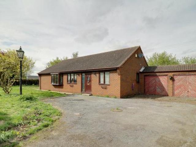 3 Bedroom Bungalow For Sale In Amcotts, Scunthorpe