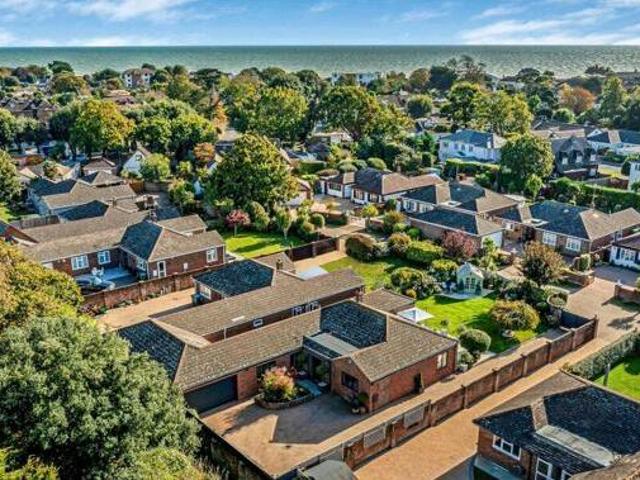 3 Bedroom Bungalow For Sale In Aldwick, West Sussex