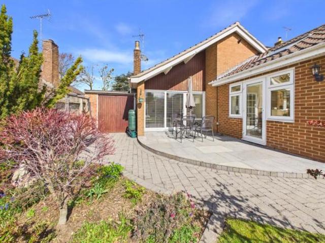 3 bedroom bungalow for sale in Ashley Close, Charlton Kings, Cheltenham, Gloucestershire, GL52