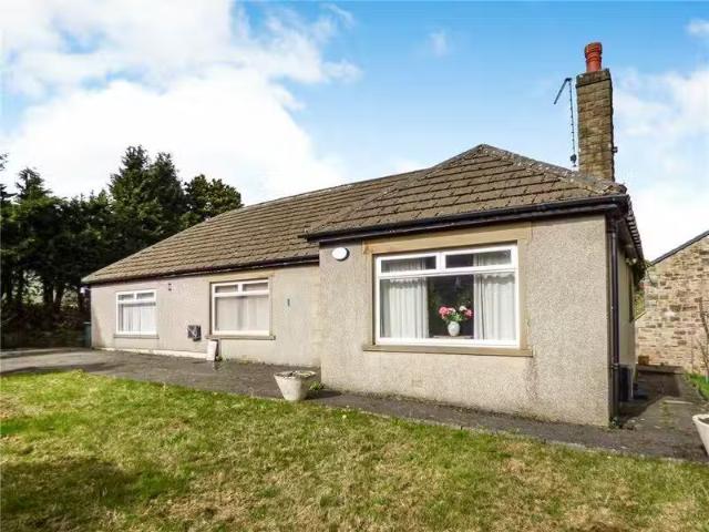 3 bedroom bungalow for sale in Best Lane, Oxenhope, Keighley.