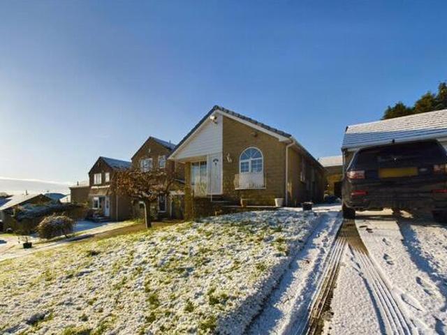 3 Bedroom Bungalow For Sale In Bradford, West Yorkshire